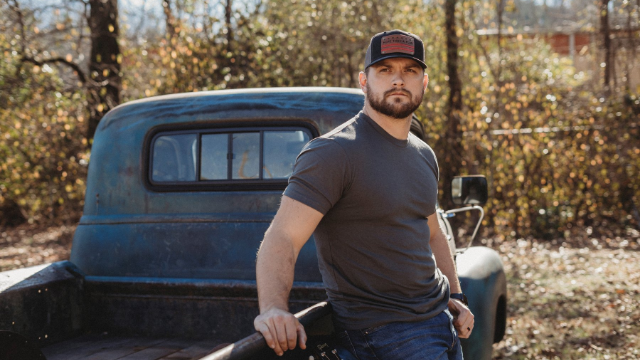 Live in the Lounge with Country Star Brandon Davis | House of Blues Anaheim